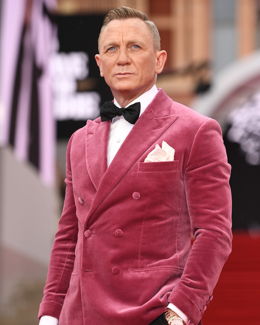 How to Write a Bond Theme Song, According to 007 Songwriters - COMBO ...