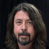 Dave Grohl's Good Deed: Rocker Barbecues for Hundreds at L.A. Homeless ...