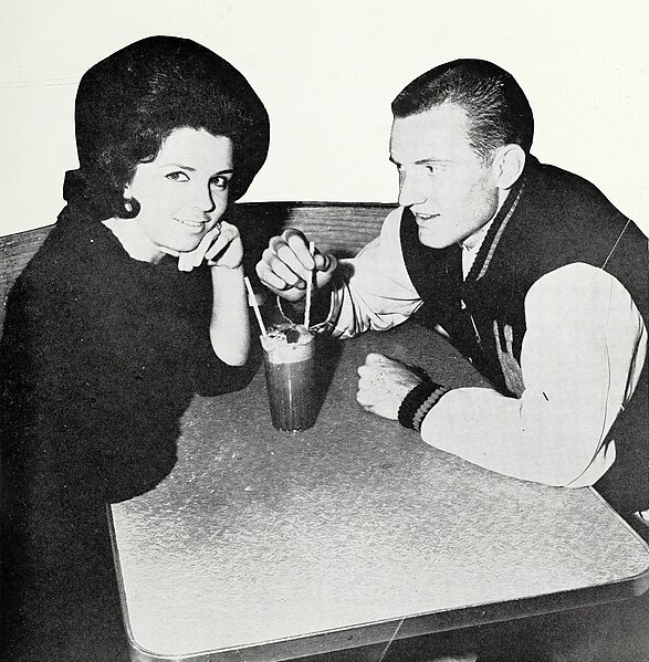 Ray Hildebrand, Paul of Paul & Paula, Dies at Age 82 // Other Notable ...